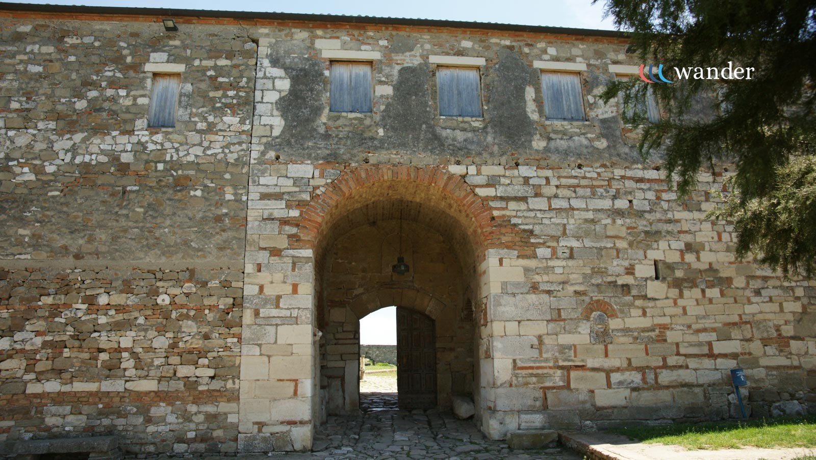Epikad Tour - Wander - Explorez l'Albanie grâce à nos Tours
