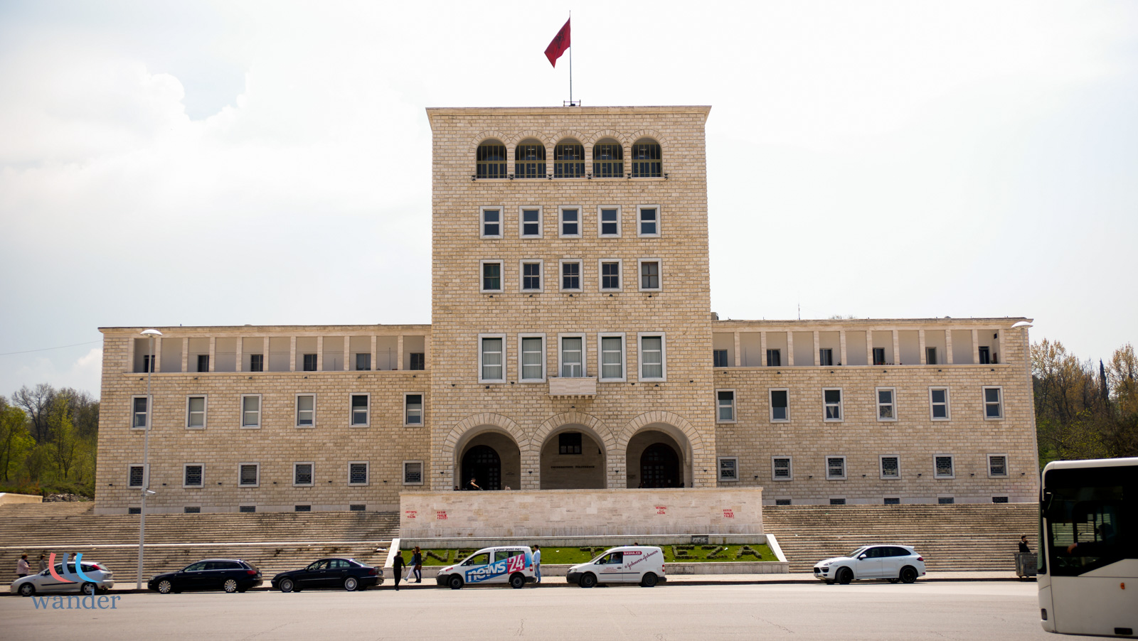 Taulanti Tour - Wander - Explorez l'Albanie grâce à nos Tours